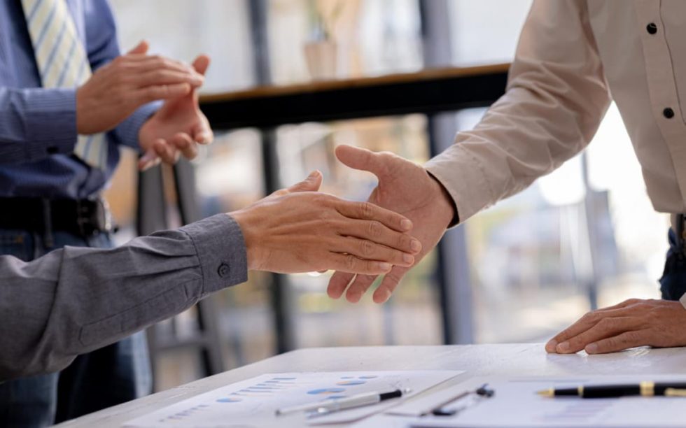 Effective Negotiation Tricks for Project Managers - Epicflow